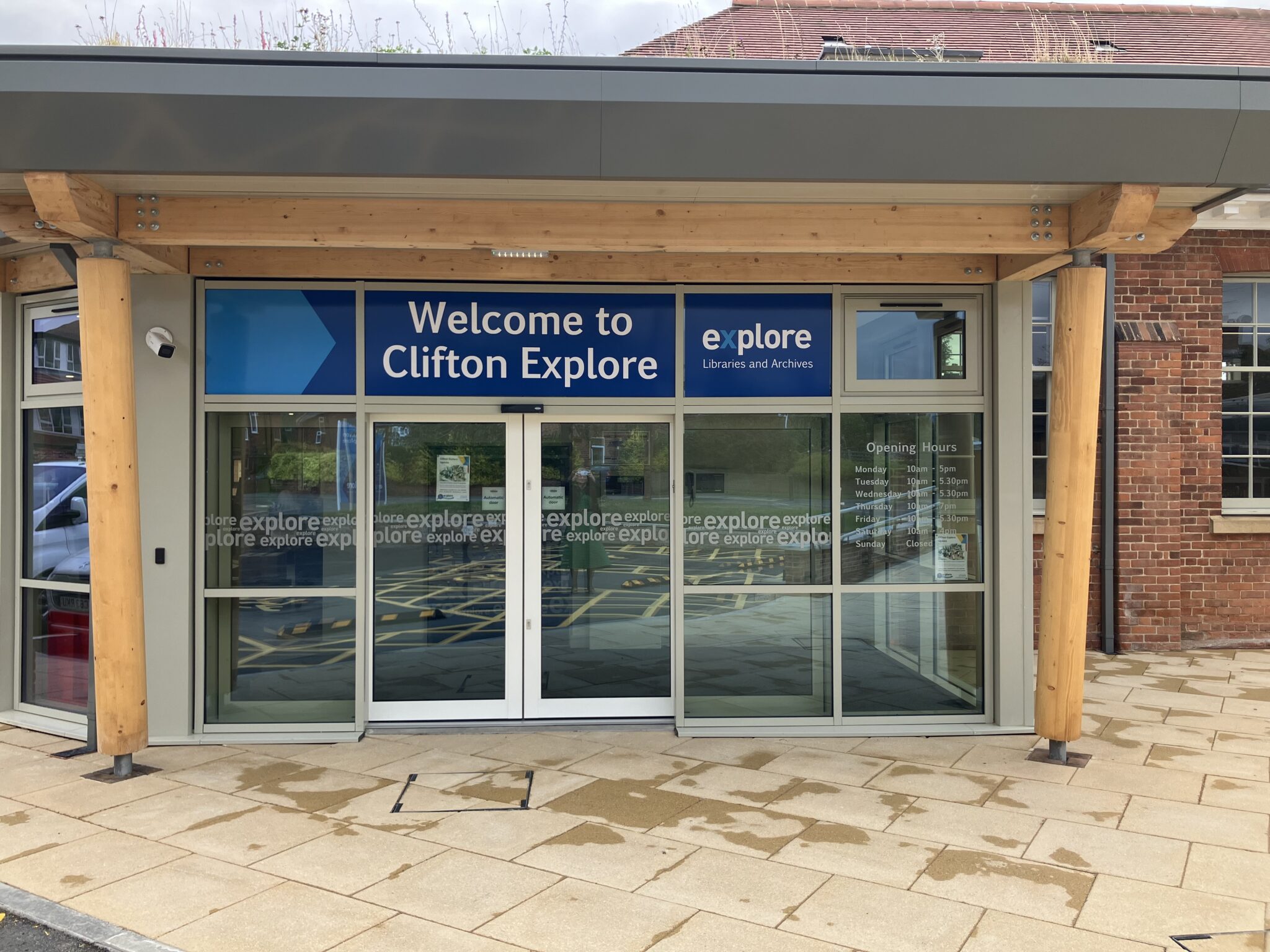 The committee meets Explore York - YorKAOS